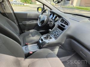 Zils Peugeot 5008 2013 Jūrmala, ar dzinēja tilpumu 1.60 L un nobraukumu 199 tūkst. km par 4200 €, foto 7 vietnē AUTOMOTO.COM.LV
