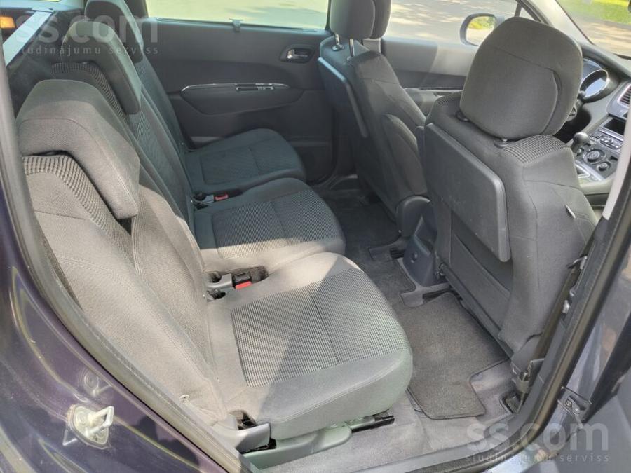 Zils Peugeot 5008 2013 Jūrmala, ar dzinēja tilpumu 1.60 L un nobraukumu 199 tūkst. km par 4200 €, foto 8 vietnē AUTOMOTO.COM.LV