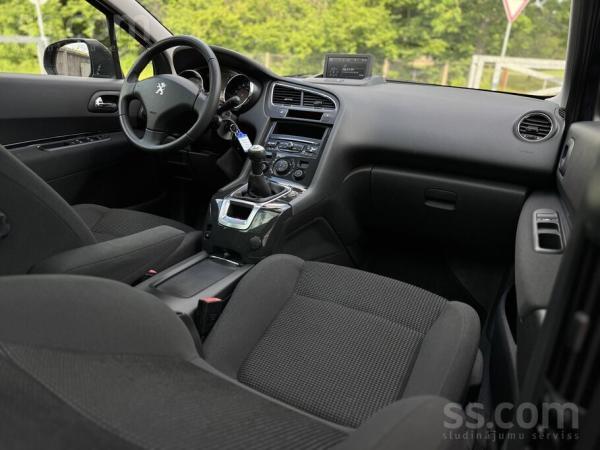 Zils Peugeot 5008 2014 Jūrmala, ar dzinēja tilpumu 1.60 L un nobraukumu 0 tūkst. km par 4750 €, foto 6 vietnē AUTOMOTO.COM.LV