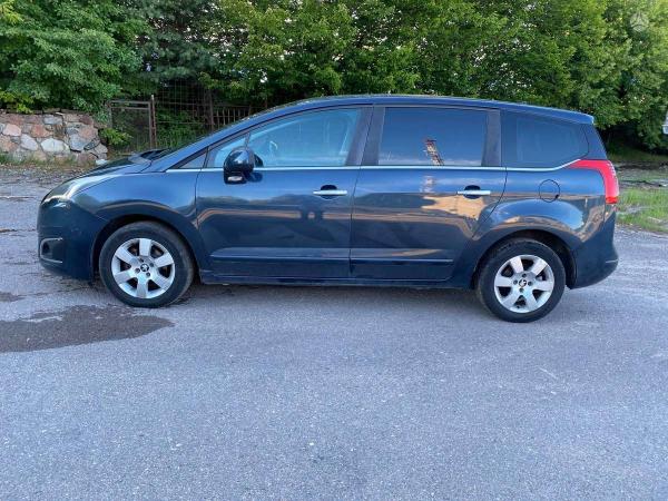 Zils Peugeot 5008 2014 Raseiniai, ar dzinēja tilpumu 1.56 L un nobraukumu 263 tūkst. km par 4300 €, foto 2 vietnē AUTOMOTO.COM.LV