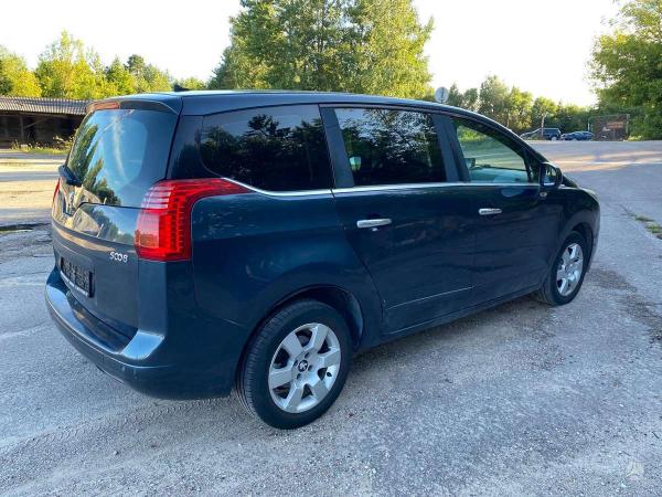 Zils Peugeot 5008 2014 Raseiniai, ar dzinēja tilpumu 1.56 L un nobraukumu 263 tūkst. km par 4300 €, foto 5 vietnē AUTOMOTO.COM.LV