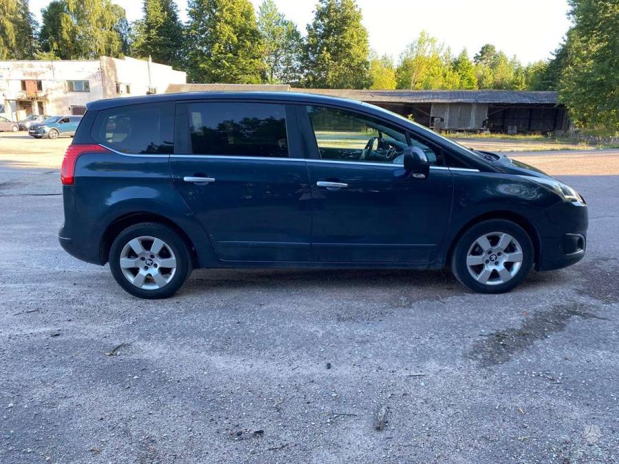 Zils Peugeot 5008 2014 Raseiniai, ar dzinēja tilpumu 1.56 L un nobraukumu 263 tūkst. km par 4300 €, foto 7 vietnē AUTOMOTO.COM.LV