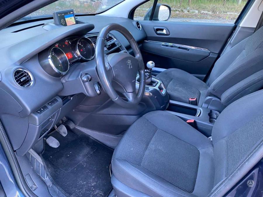 Zils Peugeot 5008 2014 Raseiniai, ar dzinēja tilpumu 1.56 L un nobraukumu 263 tūkst. km par 4300 €, foto 10 vietnē AUTOMOTO.COM.LV