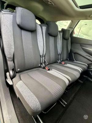 Blue Peugeot 5008 2018 in Siauliai, with an engine capacity of 1.56 L and mileage of 221 thousand km for 13950 €, photo 28 on AUTOMOTO.COM.LV