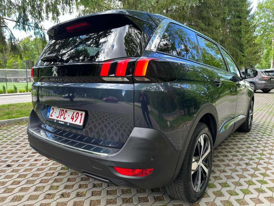 Blue Peugeot 5008 2018 in Vilnius, with an engine capacity of 1.20 L and mileage of 185 thousand km for 8999 €, photo 10 on AUTOMOTO.COM.LV