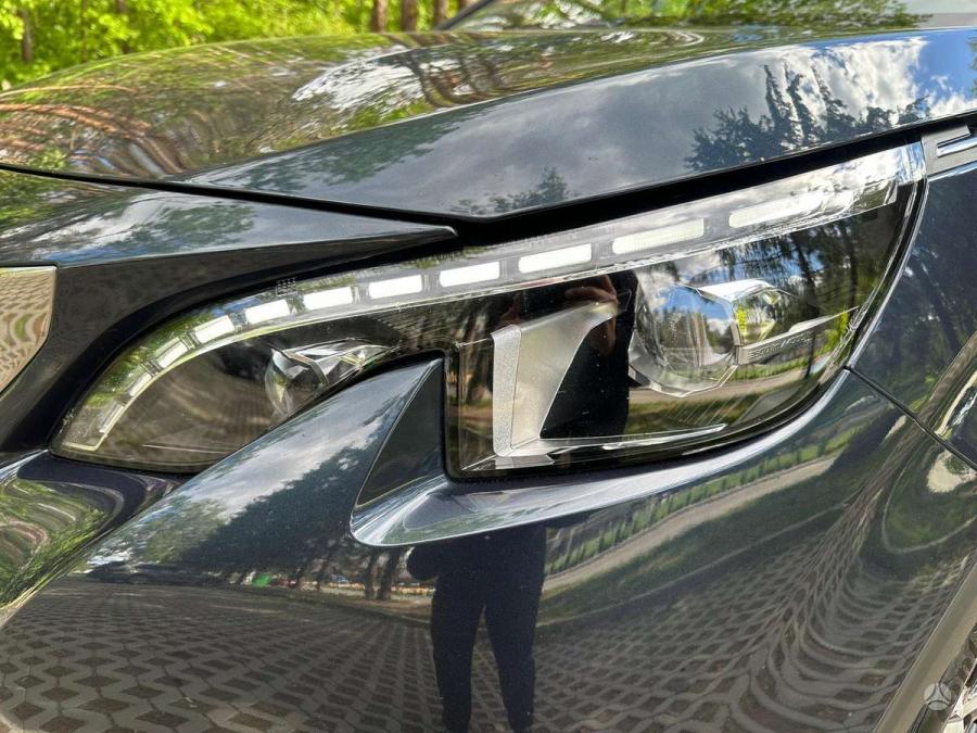 Blue Peugeot 5008 2018 in Vilnius, with an engine capacity of 1.20 L and mileage of 185 thousand km for 8999 €, photo 16 on AUTOMOTO.COM.LV