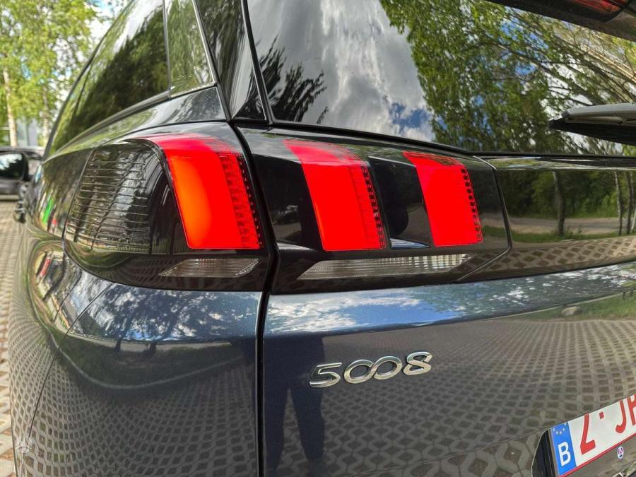 Blue Peugeot 5008 2018 in Vilnius, with an engine capacity of 1.20 L and mileage of 185 thousand km for 8999 €, photo 17 on AUTOMOTO.COM.LV