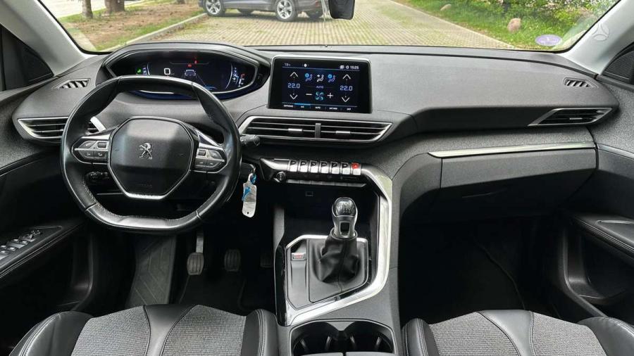 Blue Peugeot 5008 2018 in Vilnius, with an engine capacity of 1.20 L and mileage of 185 thousand km for 8999 €, photo 22 on AUTOMOTO.COM.LV