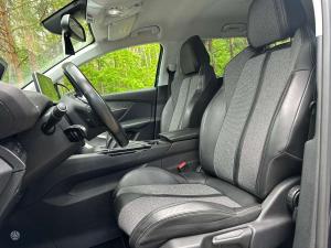 Blue Peugeot 5008 2018 in Vilnius, with an engine capacity of 1.20 L and mileage of 185 thousand km for 8999 €, photo 30 on AUTOMOTO.COM.LV