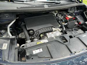 Blue Peugeot 5008 2018 in Vilnius, with an engine capacity of 1.20 L and mileage of 185 thousand km for 8999 €, photo 41 on AUTOMOTO.COM.LV