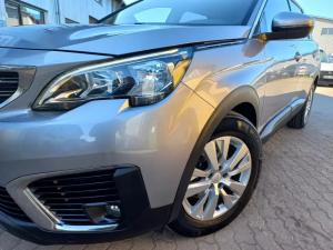 Zils Peugeot 5008 2019 Rīga, ar dzinēja tilpumu 1.50 L un nobraukumu 90 tūkst. km par 16950 €, foto 4 vietnē AUTOMOTO.COM.LV