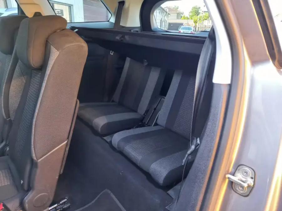Zils Peugeot 5008 2019 Rīga, ar dzinēja tilpumu 1.50 L un nobraukumu 90 tūkst. km par 16950 €, foto 9 vietnē AUTOMOTO.COM.LV
