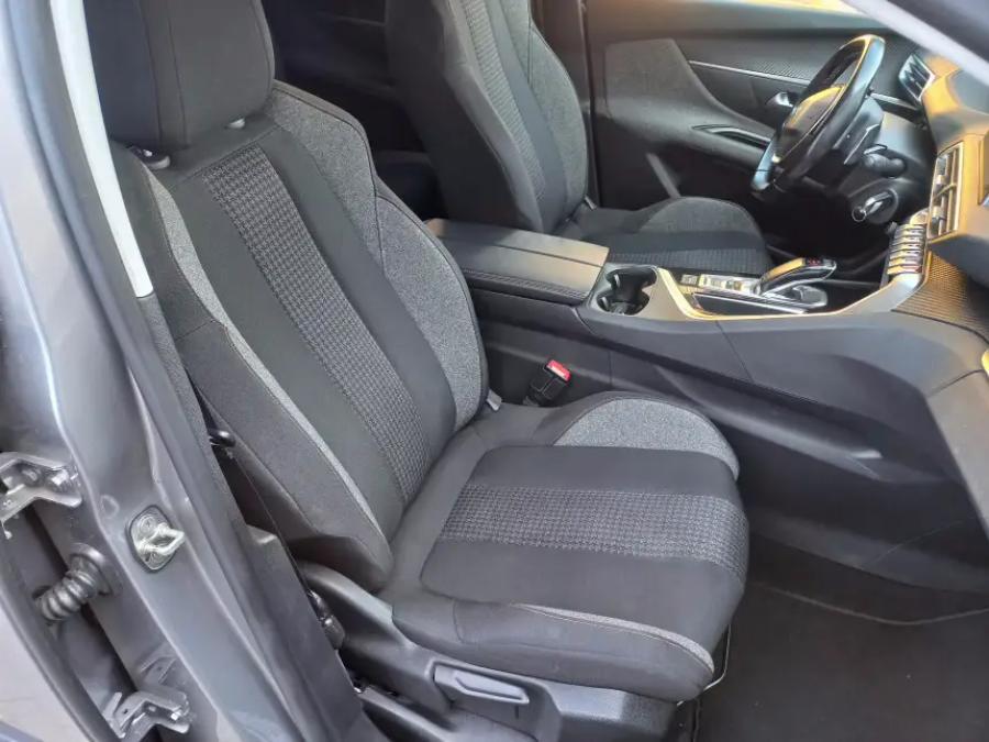 Zils Peugeot 5008 2019 Rīga, ar dzinēja tilpumu 1.50 L un nobraukumu 90 tūkst. km par 16950 €, foto 10 vietnē AUTOMOTO.COM.LV