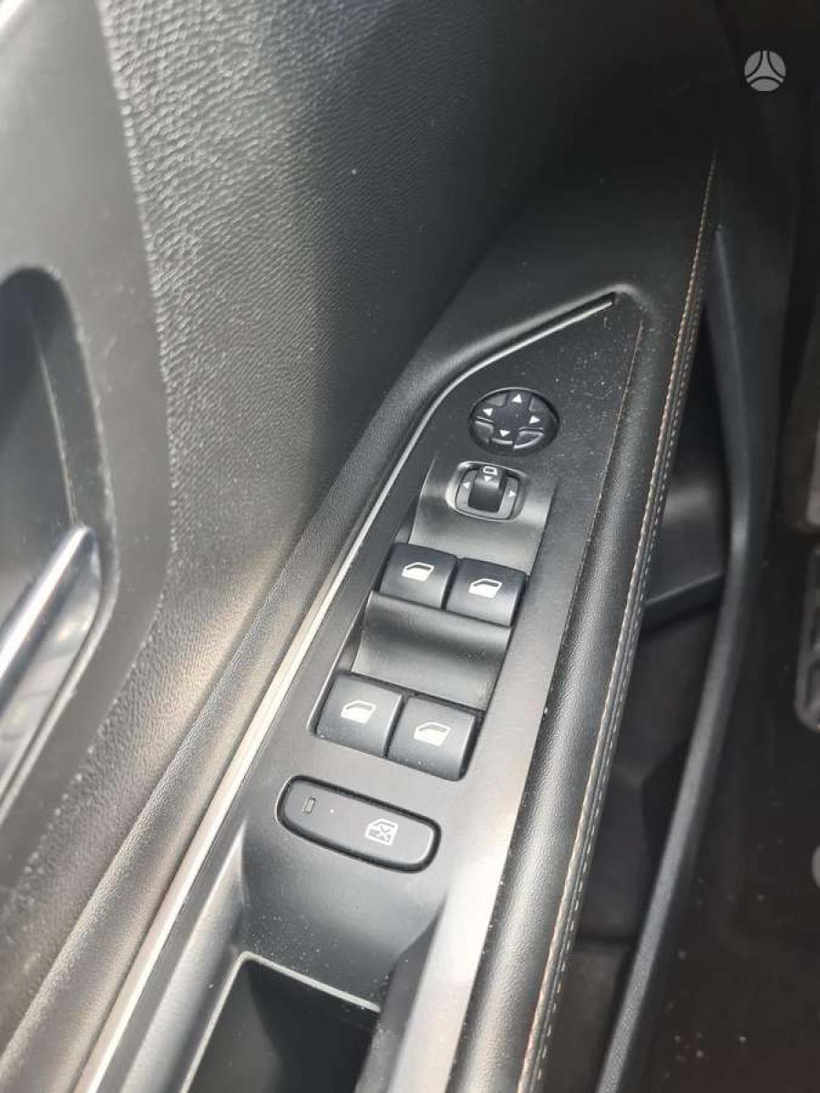 Zils Peugeot 5008 2019 Kauņa, ar dzinēja tilpumu 2.00 L un nobraukumu 254 tūkst. km par 12900 €, foto 14 vietnē AUTOMOTO.COM.LV