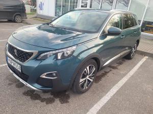 Blue Peugeot 5008 2020 in Vilnius, with an engine capacity of 1.50 L and mileage of 290 thousand km for 11999 €, photo 1 on AUTOMOTO.COM.LV
