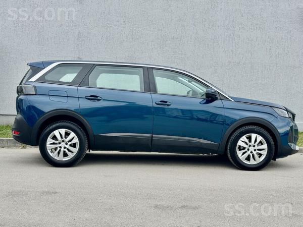 Blue Peugeot 5008 2021 in Jelgava, with an engine capacity of 1.20 L and mileage of 0 thousand km for 16950 €, photo 5 on AUTOMOTO.COM.LV