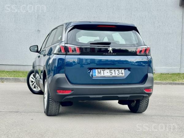 Blue Peugeot 5008 2021 in Jelgava, with an engine capacity of 1.20 L and mileage of 0 thousand km for 16950 €, photo 6 on AUTOMOTO.COM.LV