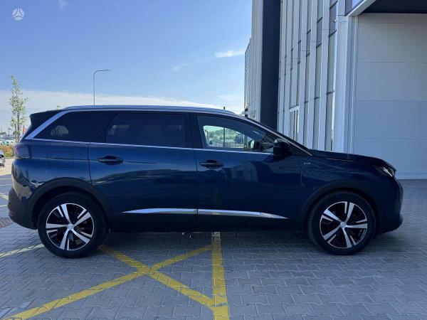Zils Peugeot 5008 2022 Viļņa, ar dzinēja tilpumu 1.50 L un nobraukumu 138 tūkst. km par 21660 €, foto 3 vietnē AUTOMOTO.COM.LV