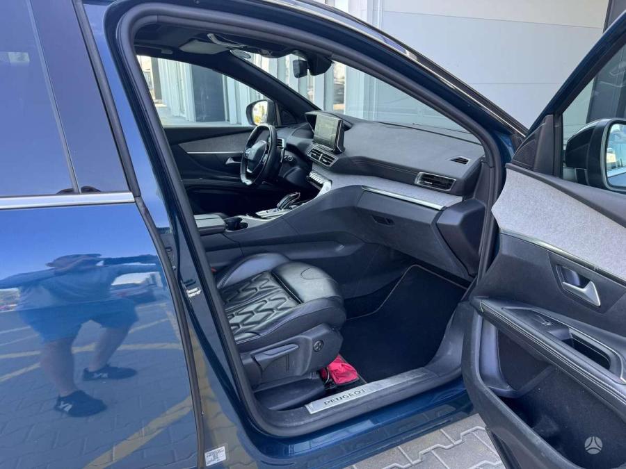 Blue Peugeot 5008 2022 in Vilnius, with an engine capacity of 1.50 L and mileage of 138 thousand km for 21660 €, photo 14 on AUTOMOTO.COM.LV