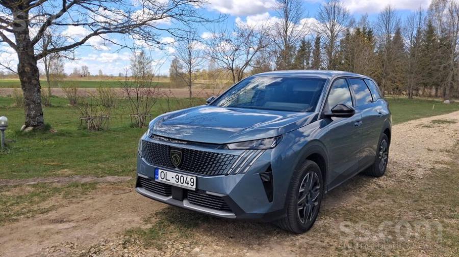 Zils Peugeot 5008 2026 Rīga, ar dzinēja tilpumu 1.20 L un nobraukumu 5 tūkst. km par 33000 €, foto 3 vietnē AUTOMOTO.COM.LV
