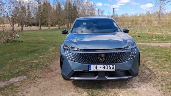 Zils Peugeot 5008 2026 Rīga, ar dzinēja tilpumu 1.20 L un nobraukumu 5 tūkst. km par 33000 €, foto 5 vietnē AUTOMOTO.COM.LV