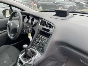 Zils Peugeot 5008 2013 Viļņa, ar dzinēja tilpumu 1.56 L un nobraukumu 167 tūkst. km par 2990 €, foto 21 vietnē AUTOMOTO.COM.LV