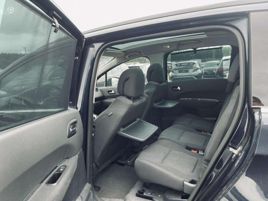 Zils Peugeot 5008 2013 Viļņa, ar dzinēja tilpumu 1.56 L un nobraukumu 167 tūkst. km par 2990 €, foto 25 vietnē AUTOMOTO.COM.LV