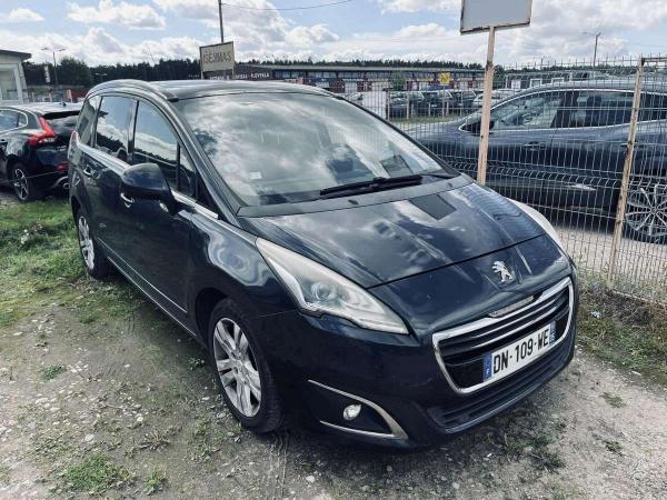 Синий Пежо 5008 2015 в Вильнюс, объемом двигателя 1.56 л и пробегом 200 тыс. км за 5199 €, фото 4 на AUTOMOTO.COM.LV