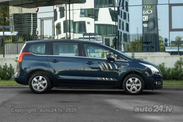 Blue Peugeot 5008 2010 in Tallinn, with an engine capacity of 1.60 L and mileage of 0 thousand km for 4000 €, photo 2 on AUTOMOTO.COM.LV
