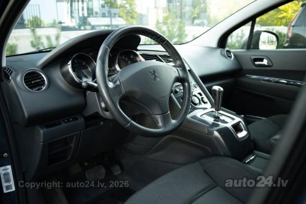 Blue Peugeot 5008 2010 in Tallinn, with an engine capacity of 1.60 L and mileage of 0 thousand km for 4000 €, photo 4 on AUTOMOTO.COM.LV