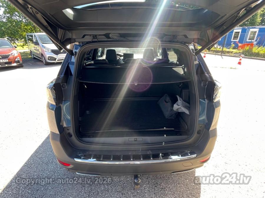 Zils Peugeot 5008 2021 Tartu, ar dzinēja tilpumu 1.50 L un nobraukumu 98 tūkst. km par 23490 €, foto 13 vietnē AUTOMOTO.COM.LV