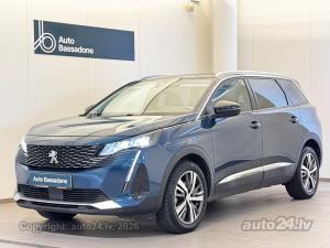Zils Peugeot 5008 2022 Tallina, ar dzinēja tilpumu 1.50 L un nobraukumu 104 tūkst. km par 20900 €, foto  vietnē AUTOMOTO.COM.LV