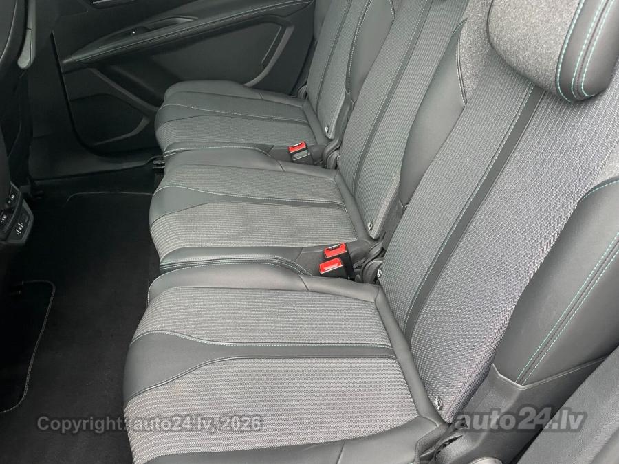 Blue Peugeot 5008 2022 in Tartu, with an engine capacity of 1.50 L and mileage of 86 thousand km for 22990 €, photo 11 on AUTOMOTO.COM.LV