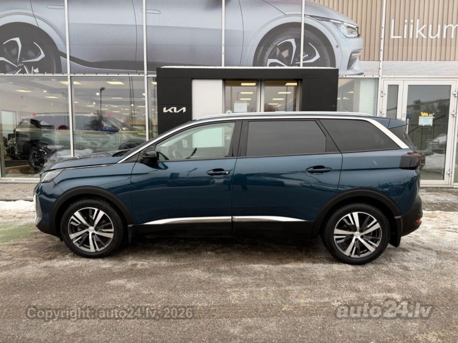 Blue Peugeot 5008 2023 in Tallinn, with an engine capacity of 1.50 L and mileage of 90 thousand km for 27900 €, photo 2 on AUTOMOTO.COM.LV