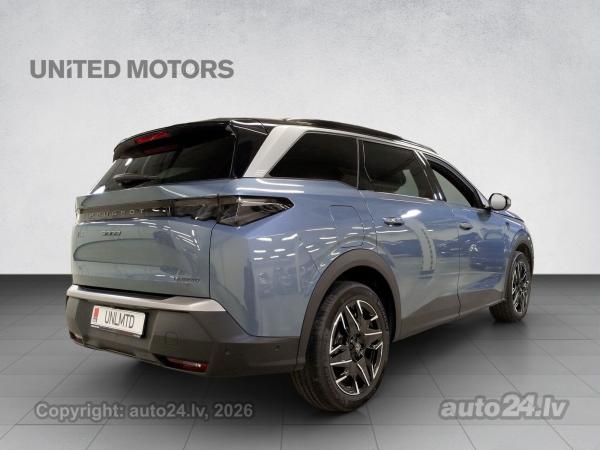 Zils Peugeot 5008 2025 Tallina, ar dzinēja tilpumu 0.00 L un nobraukumu 7 tūkst. km par 34990 €, foto 2 vietnē AUTOMOTO.COM.LV