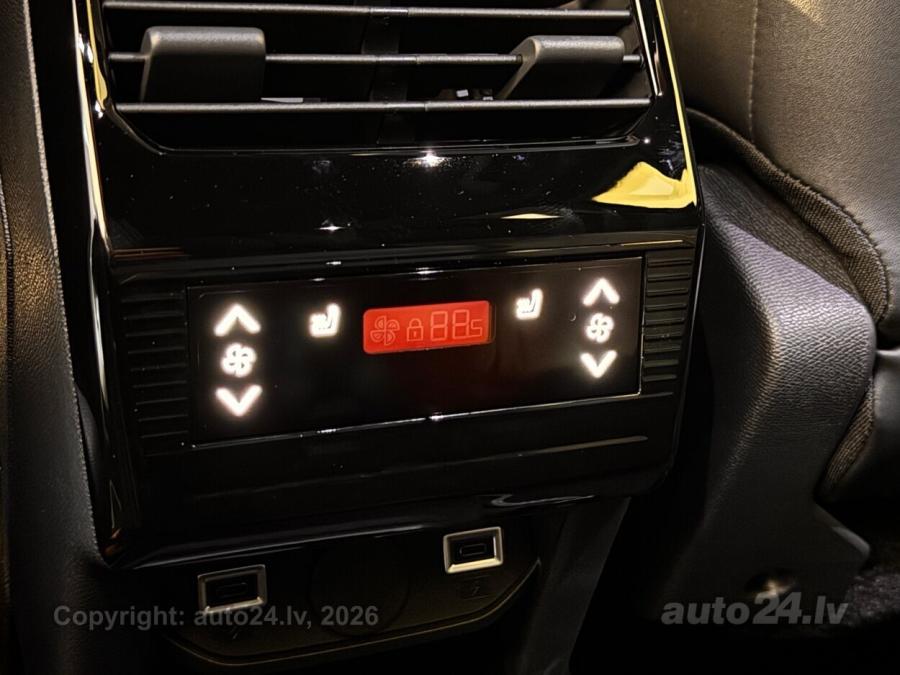 Blue Peugeot 5008 2025 in Tallinn, with an engine capacity of 1.20 L and mileage of 31 thousand km for 35900 €, photo 22 on AUTOMOTO.COM.LV