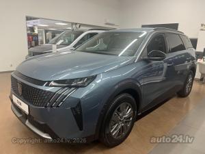Zils Peugeot 5008 2026 Kuresāre, ar dzinēja tilpumu 1.20 L un nobraukumu 2 tūkst. km par 34390 €, foto  vietnē AUTOMOTO.COM.LV