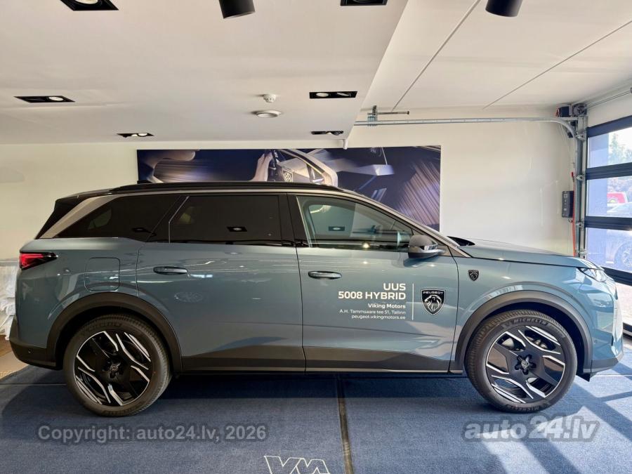 Zils Peugeot 5008 2026 Tallina, ar dzinēja tilpumu 1.60 L un nobraukumu 7 tūkst. km par 45900 €, foto 3 vietnē AUTOMOTO.COM.LV