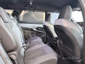Zils Peugeot 5008 2026 Tallina, ar dzinēja tilpumu 1.60 L un nobraukumu 7 tūkst. km par 45900 €, foto 13 vietnē AUTOMOTO.COM.LV