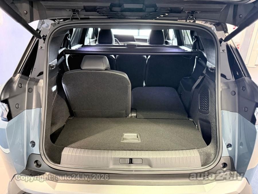 Zils Peugeot 5008 2026 Tallina, ar dzinēja tilpumu 1.60 L un nobraukumu 7 tūkst. km par 45900 €, foto 14 vietnē AUTOMOTO.COM.LV