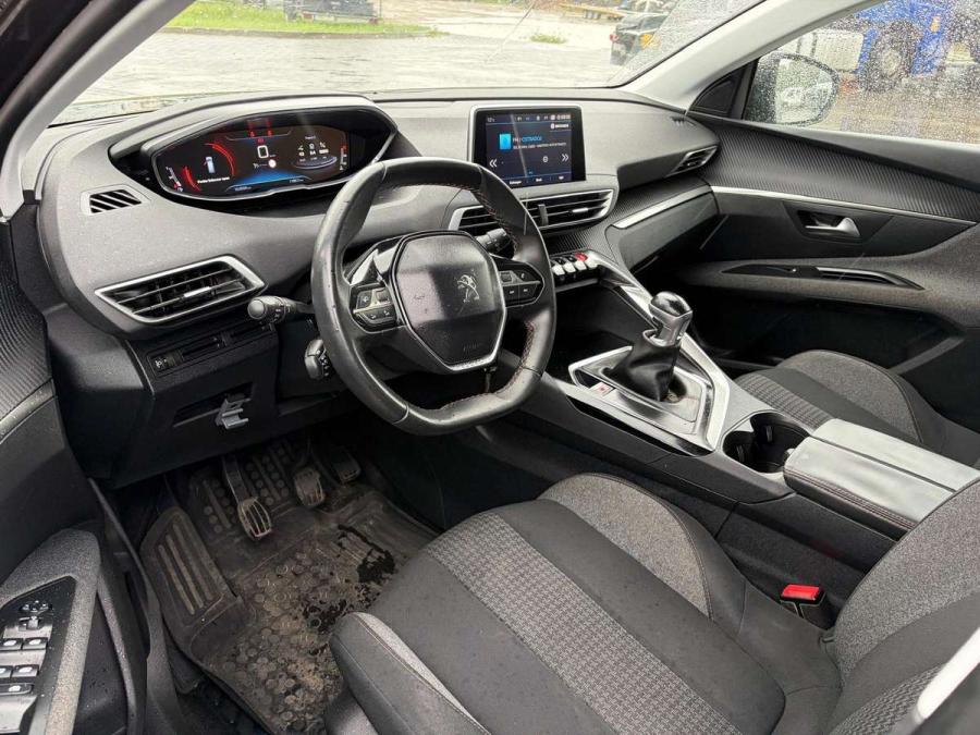 Brūns Peugeot 5008 2017 Alīta, ar dzinēja tilpumu 1.20 L un nobraukumu 162 tūkst. km par 6899 €, foto 8 vietnē AUTOMOTO.COM.LV