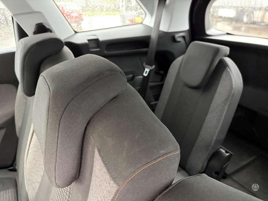 Brūns Peugeot 5008 2017 Alīta, ar dzinēja tilpumu 1.20 L un nobraukumu 162 tūkst. km par 6899 €, foto 10 vietnē AUTOMOTO.COM.LV
