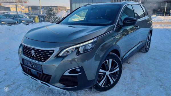 Brown Peugeot 5008 2018 in Siauliai, with an engine capacity of 1.50 L and mileage of 240 thousand km for 11200 €, photo 1 on AUTOMOTO.COM.LV