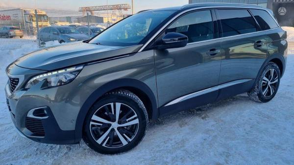 Brown Peugeot 5008 2018 in Siauliai, with an engine capacity of 1.50 L and mileage of 240 thousand km for 11200 €, photo 9 on AUTOMOTO.COM.LV