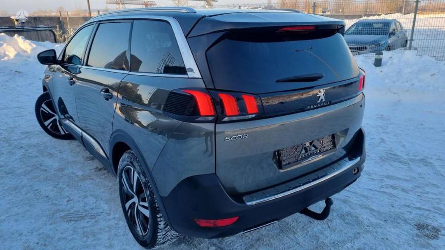 Brūns Peugeot 5008 2018 Šauļi, ar dzinēja tilpumu 1.50 L un nobraukumu 240 tūkst. km par 11200 €, foto 12 vietnē AUTOMOTO.COM.LV