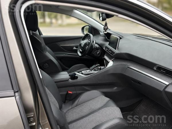 Brūns Peugeot 5008 2018 Rīga, ar dzinēja tilpumu 1.60 L un nobraukumu 119 tūkst. km par 14290 €, foto 7 vietnē AUTOMOTO.COM.LV