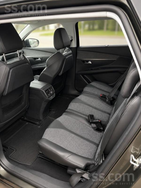 Brūns Peugeot 5008 2018 Rīga, ar dzinēja tilpumu 1.60 L un nobraukumu 119 tūkst. km par 14290 €, foto 8 vietnē AUTOMOTO.COM.LV
