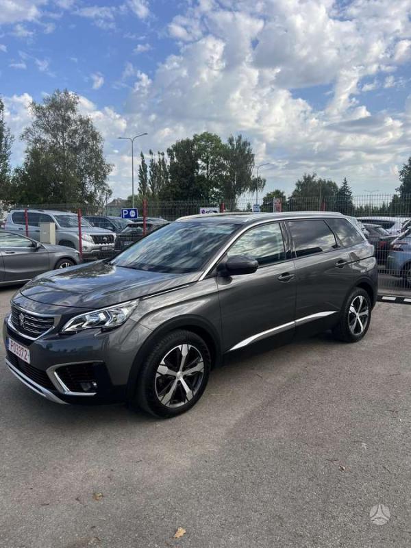 Peugeot 5008 2018 in Taurage on AUTOMOTO.COM.LV Brown Peugeot 5008 2018 in Taurage, with an engine capacity of 1.50 L and mileage of 180 thousand km for 11850 €, photo 1 on AUTOMOTO.COM.LV