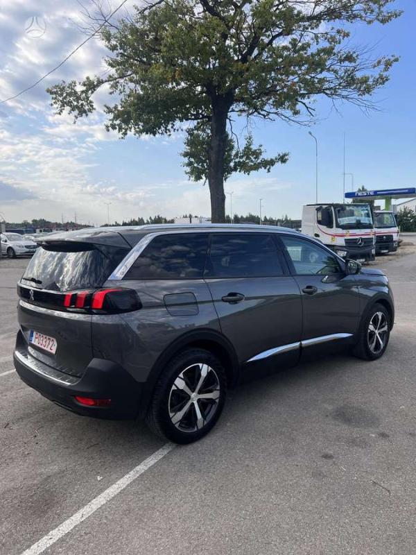 Peugeot 5008 2018 in Taurage on AUTOMOTO.COM.LV Brown Peugeot 5008 2018 in Taurage, with an engine capacity of 1.50 L and mileage of 180 thousand km for 11850 €, photo 4 on AUTOMOTO.COM.LV