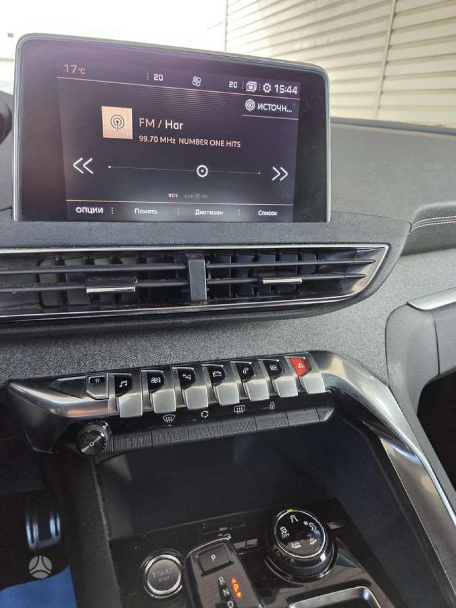 Brown Peugeot 5008 2019 in Vilnius, with an engine capacity of 1.50 L and mileage of 193 thousand km for 12500 €, photo 16 on AUTOMOTO.COM.LV